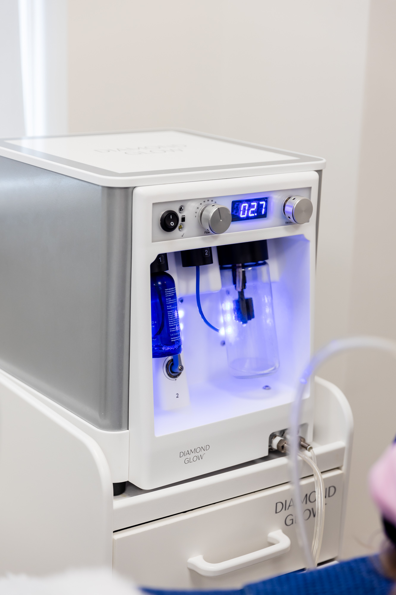 DiamondGlow in Philadelphia | About Face Aesthetics